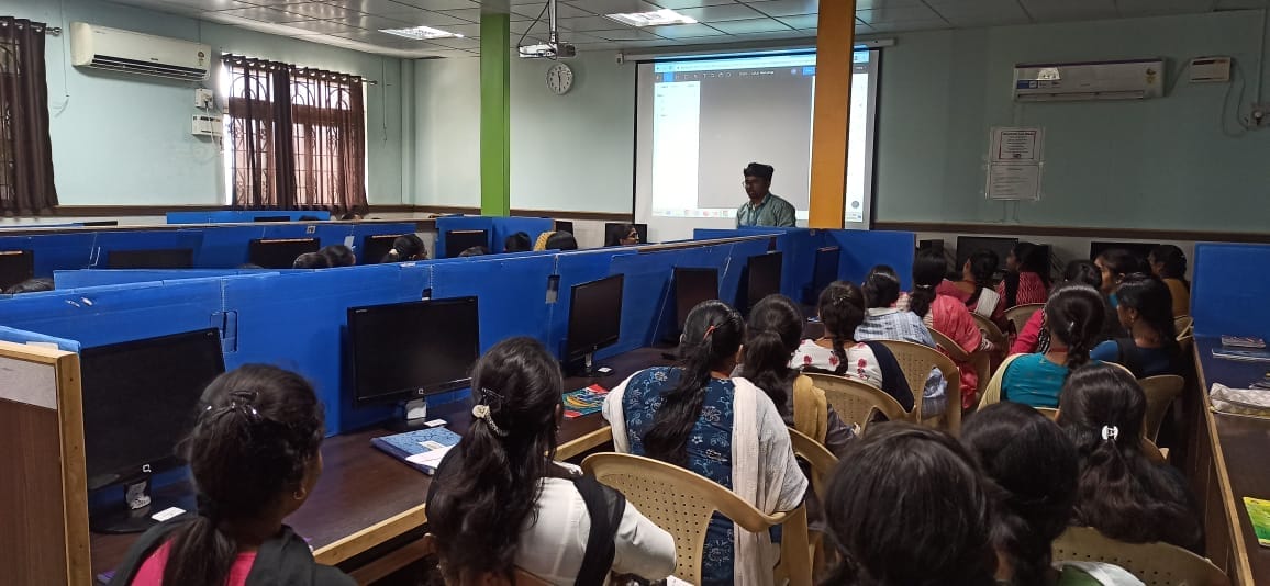 Computer Science Workshop organized by Faculty of Humanities and ...